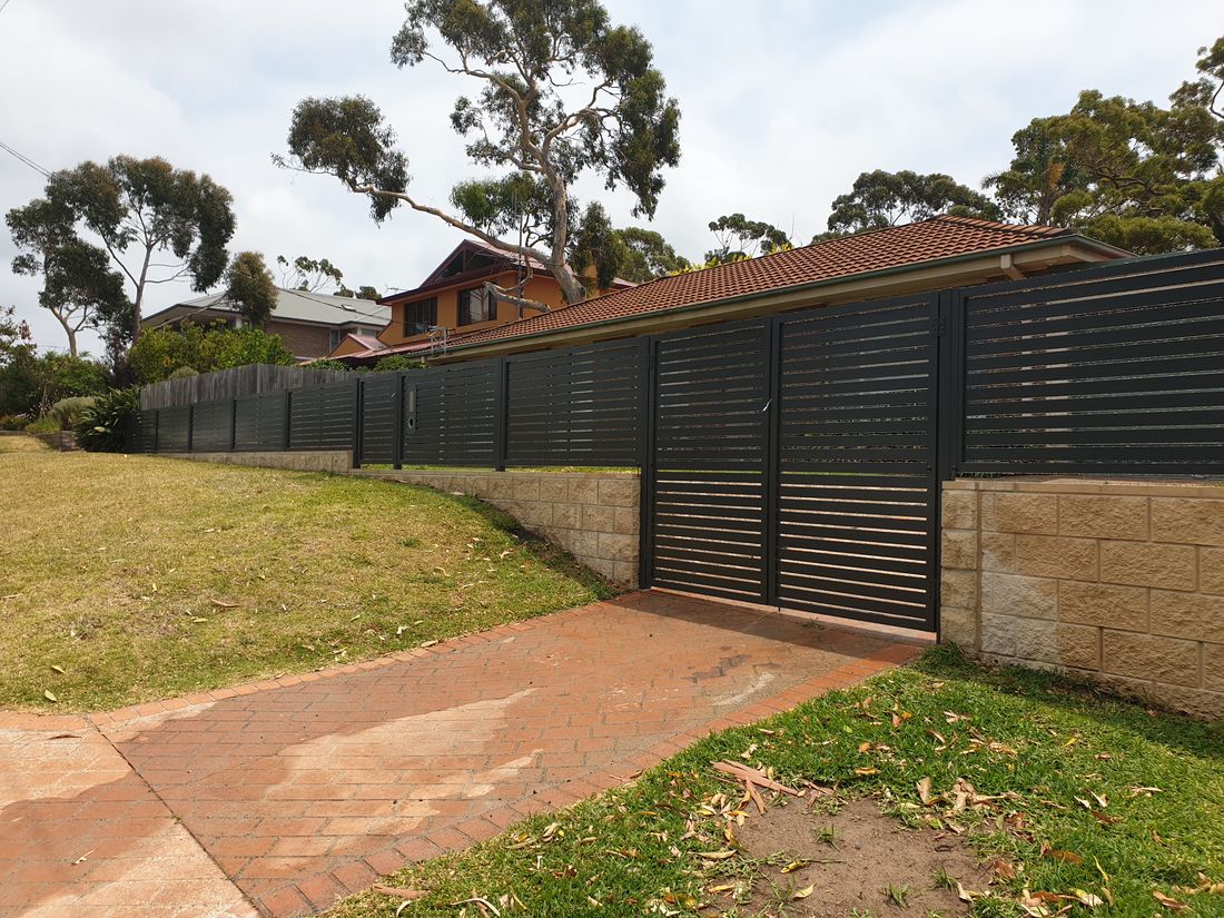 Aluminium Slat & Louver Fencing | All Southern Fencing & Gates